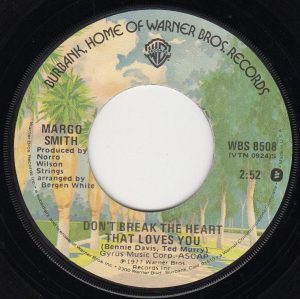 Margo Smith - Don't Break the Heart That Loves You