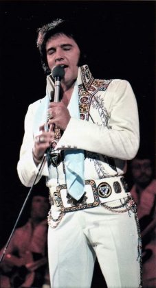 Elvis Presley - Way Down: A Rock and Roll Classic in Country Music History